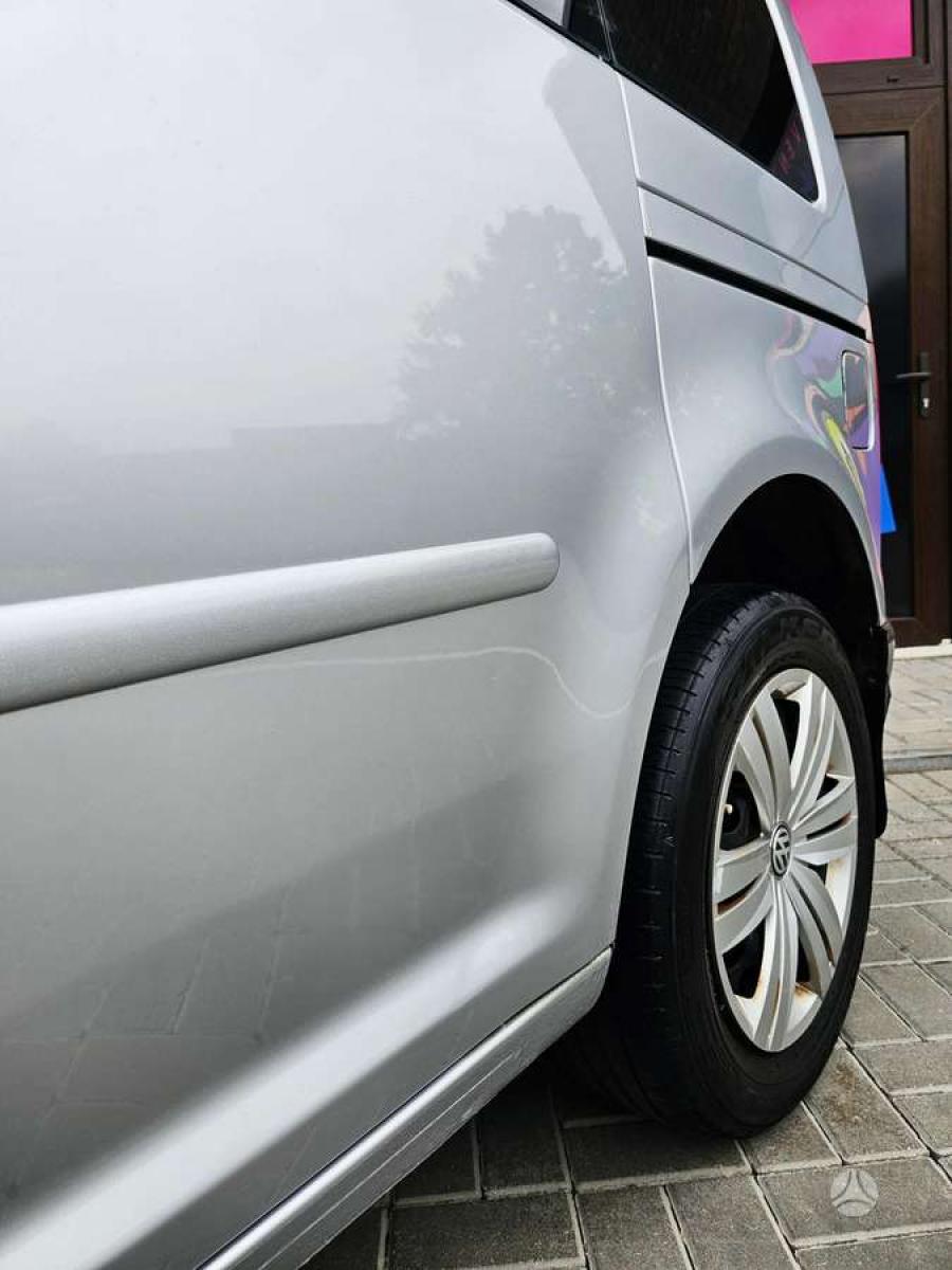 Grey Volkswagen Caddy 2009 in Kaisiadorys, with an engine capacity of 1.90 L and mileage of 399 thousand km for 3750 €, photo 20 on AUTOMOTO.COM.LV
