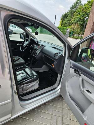 Grey Volkswagen Caddy 2009 in Kaisiadorys, with an engine capacity of 1.90 L and mileage of 399 thousand km for 3750 €, photo 39 on AUTOMOTO.COM.LV