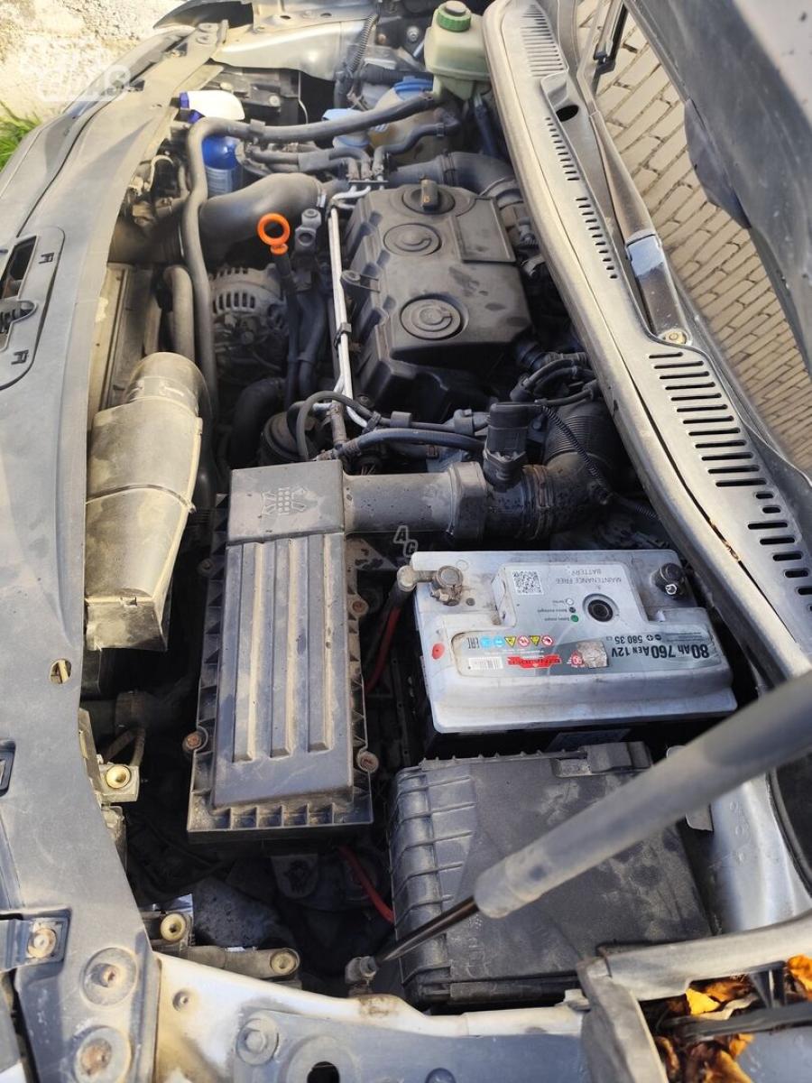 Grey Volkswagen Caddy 2009 in Vilnius, with an engine capacity of 1.90 L and mileage of 540 thousand km for 999 €, photo 25 on AUTOMOTO.COM.LV