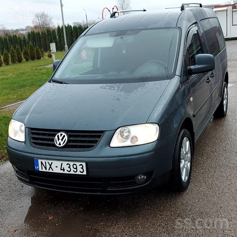 Grey Volkswagen Caddy 2010 in Riga, with an engine capacity of 1.90 L and mileage of 410 thousand km for 4850 €, photo 1 on AUTOMOTO.COM.LV