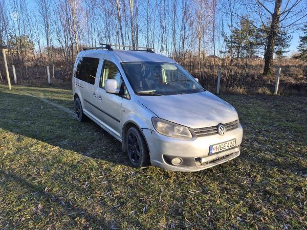 Grey Volkswagen Caddy 2010 in Vilnius, with an engine capacity of 1.99 L and mileage of 700 thousand km for 1900 €, photo 1 on AUTOMOTO.COM.LV