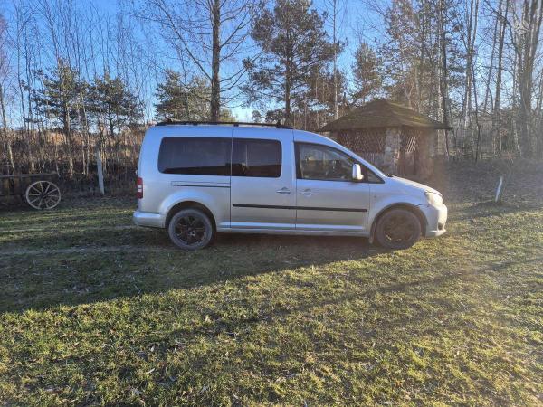 Grey Volkswagen Caddy 2010 in Vilnius, with an engine capacity of 1.99 L and mileage of 700 thousand km for 1900 €, photo 8 on AUTOMOTO.COM.LV