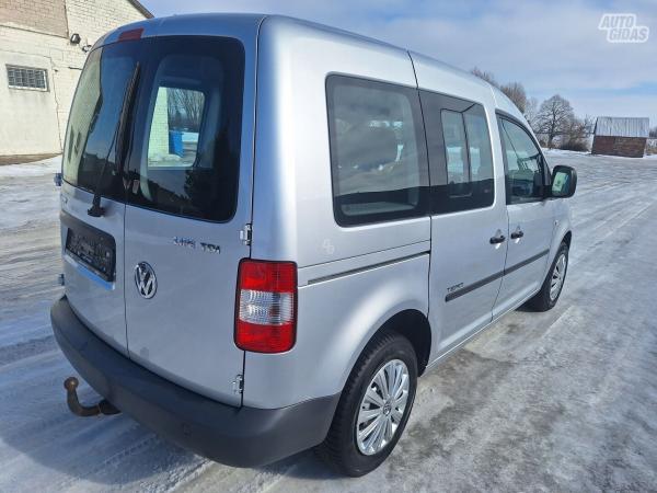 Grey Volkswagen Caddy 2010 in Marijampole, with an engine capacity of 1.90 L and mileage of 248 thousand km for 4250 €, photo 5 on AUTOMOTO.COM.LV
