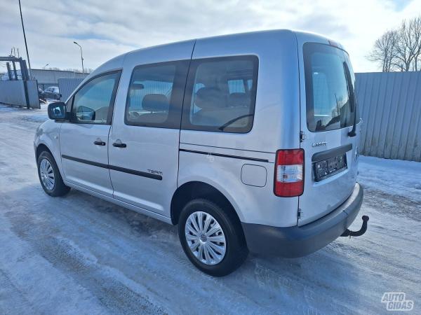 Grey Volkswagen Caddy 2010 in Marijampole, with an engine capacity of 1.90 L and mileage of 248 thousand km for 4250 €, photo 7 on AUTOMOTO.COM.LV