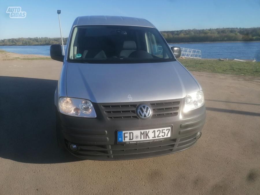 Pelēks Volkswagen Caddy 2010 Jurbarkas, ar dzinēja tilpumu 1.90 L un nobraukumu 302 tūkst. km par 4500 €, foto 9 vietnē AUTOMOTO.COM.LV