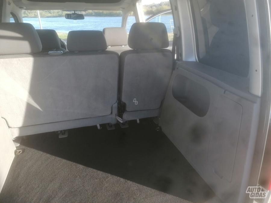 Pelēks Volkswagen Caddy 2010 Jurbarkas, ar dzinēja tilpumu 1.90 L un nobraukumu 302 tūkst. km par 4500 €, foto 18 vietnē AUTOMOTO.COM.LV
