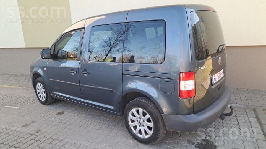 Pelēks Volkswagen Caddy 2010 Ogre, ar dzinēja tilpumu 1.90 L un nobraukumu 316 tūkst. km par 4650 €, foto 3 vietnē AUTOMOTO.COM.LV