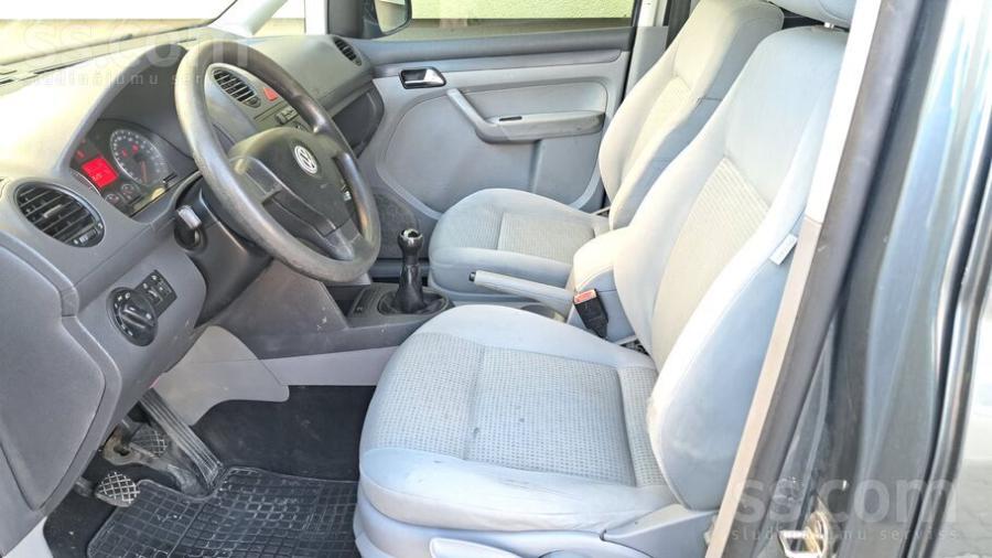 Pelēks Volkswagen Caddy 2010 Ogre, ar dzinēja tilpumu 1.90 L un nobraukumu 316 tūkst. km par 4650 €, foto 16 vietnē AUTOMOTO.COM.LV