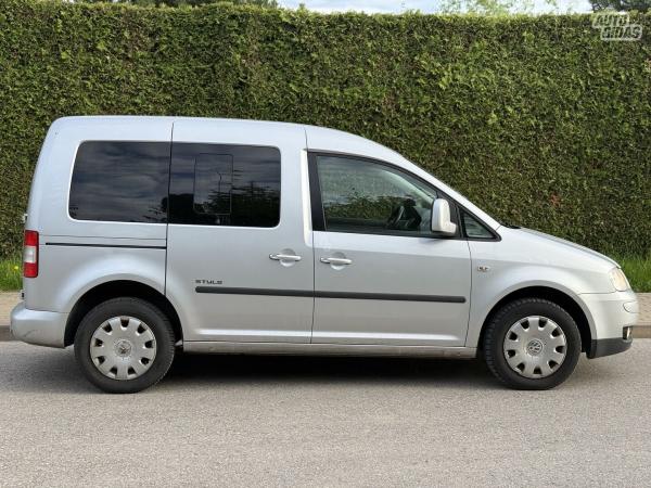 Grey Volkswagen Caddy 2010 in Vilnius, with an engine capacity of 1.90 L and mileage of 236 thousand km for 4500 €, photo 3 on AUTOMOTO.COM.LV