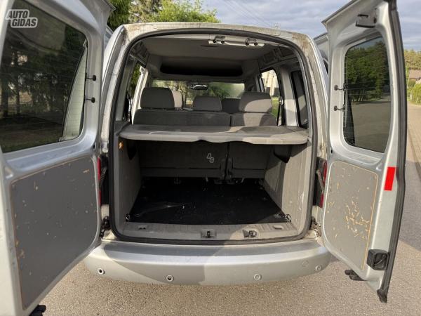 Grey Volkswagen Caddy 2010 in Vilnius, with an engine capacity of 1.90 L and mileage of 236 thousand km for 4500 €, photo 10 on AUTOMOTO.COM.LV