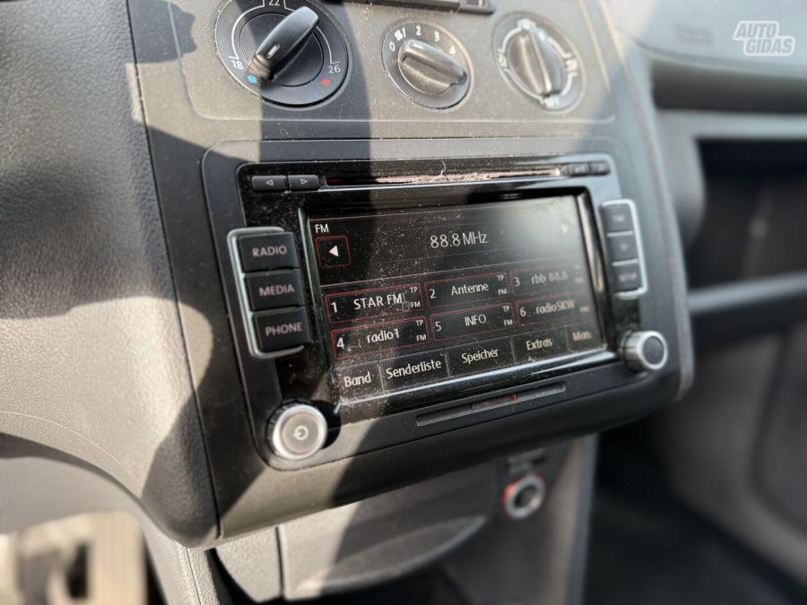 Grey Volkswagen Caddy 2010 in Vilnius, with an engine capacity of 1.90 L and mileage of 236 thousand km for 4500 €, photo 18 on AUTOMOTO.COM.LV