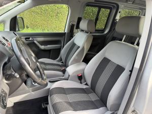 Grey Volkswagen Caddy 2010 in Vilnius, with an engine capacity of 1.90 L and mileage of 236 thousand km for 4500 €, photo 19 on AUTOMOTO.COM.LV