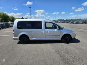 Grey Volkswagen Caddy 2010 in Marijampole, with an engine capacity of 1.90 L and mileage of 290 thousand km for 4300 €, photo 8 on AUTOMOTO.COM.LV