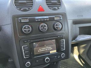 Grey Volkswagen Caddy 2010 in Marijampole, with an engine capacity of 1.90 L and mileage of 290 thousand km for 4300 €, photo 19 on AUTOMOTO.COM.LV