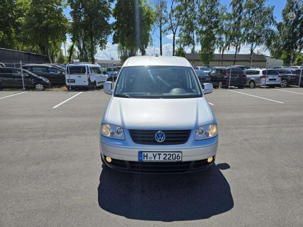 Grey Volkswagen Caddy 2010 in Marijampole, with an engine capacity of 1.90 L and mileage of 290 thousand km for 4300 €, photo 2 on AUTOMOTO.COM.LV