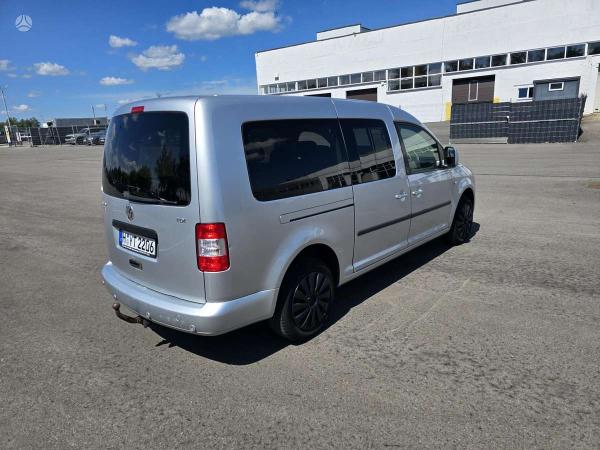 Grey Volkswagen Caddy 2010 in Marijampole, with an engine capacity of 1.90 L and mileage of 290 thousand km for 4300 €, photo 4 on AUTOMOTO.COM.LV