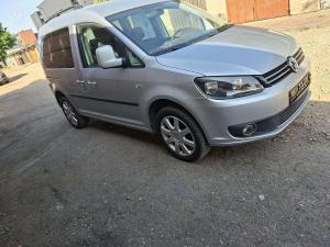Grey Volkswagen Caddy 2010 in Klaipeda, with an engine capacity of 1.60 L and mileage of 315 thousand km for 6200 €, photo 6 on AUTOMOTO.COM.LV