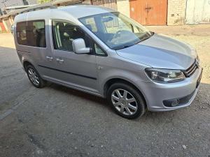Grey Volkswagen Caddy 2010 in Klaipeda, with an engine capacity of 1.60 L and mileage of 315 thousand km for 6200 €, photo 7 on AUTOMOTO.COM.LV