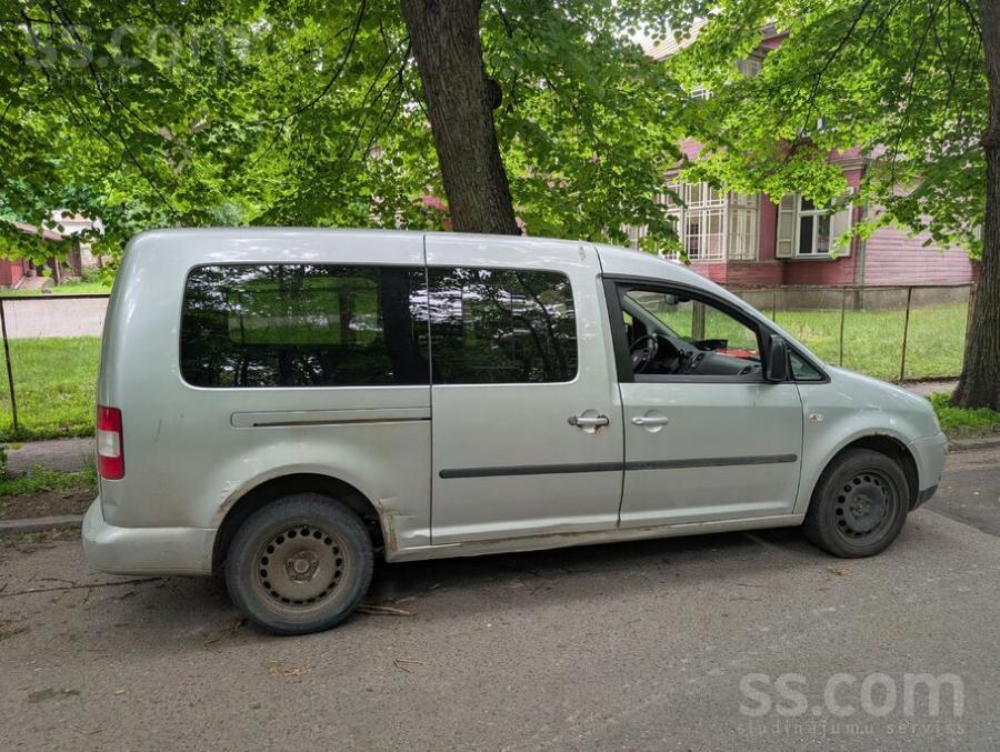 Pelēks Volkswagen Caddy 2010 Rīga, ar dzinēja tilpumu 1.90 L un nobraukumu 390 tūkst. km par 3000 €, foto 1 vietnē AUTOMOTO.COM.LV
