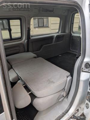 Pelēks Volkswagen Caddy 2010 Rīga, ar dzinēja tilpumu 1.90 L un nobraukumu 390 tūkst. km par 3000 €, foto 6 vietnē AUTOMOTO.COM.LV
