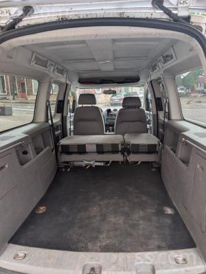 Pelēks Volkswagen Caddy 2010 Rīga, ar dzinēja tilpumu 1.90 L un nobraukumu 390 tūkst. km par 3000 €, foto 8 vietnē AUTOMOTO.COM.LV