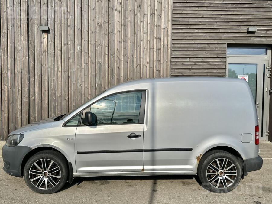 Pelēks Volkswagen Caddy 2010 Rīga, ar dzinēja tilpumu 1.60 L un nobraukumu 287 tūkst. km par 3250 €, foto 5 vietnē AUTOMOTO.COM.LV
