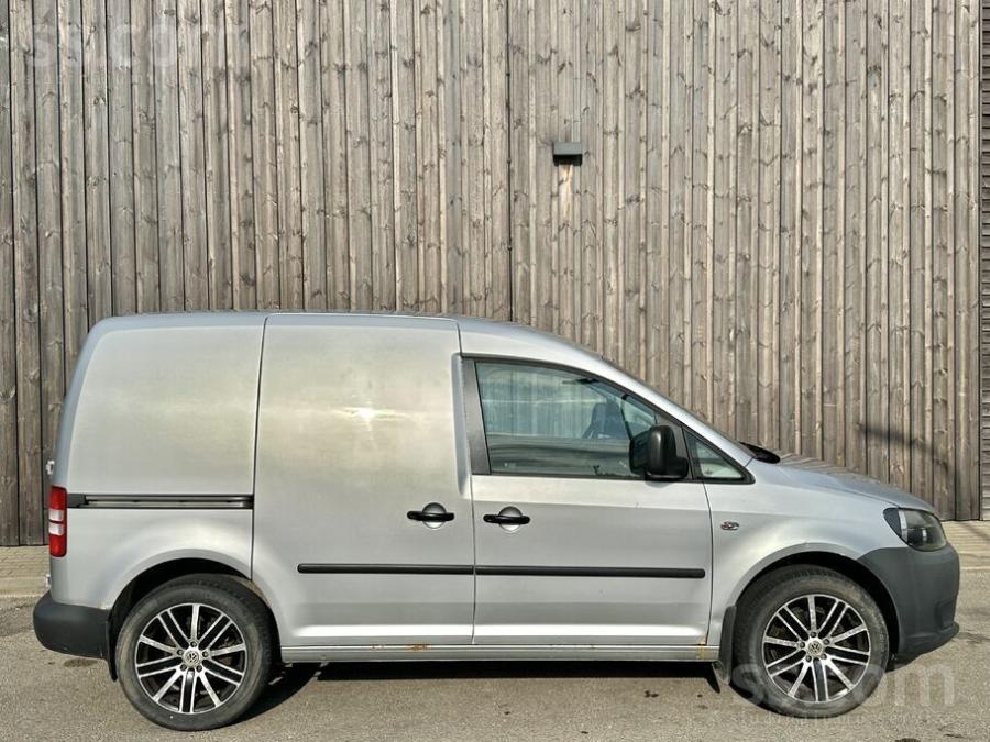 Pelēks Volkswagen Caddy 2010 Rīga, ar dzinēja tilpumu 1.60 L un nobraukumu 287 tūkst. km par 3250 €, foto 6 vietnē AUTOMOTO.COM.LV