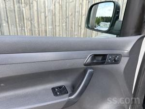 Pelēks Volkswagen Caddy 2010 Rīga, ar dzinēja tilpumu 1.60 L un nobraukumu 287 tūkst. km par 3250 €, foto 17 vietnē AUTOMOTO.COM.LV