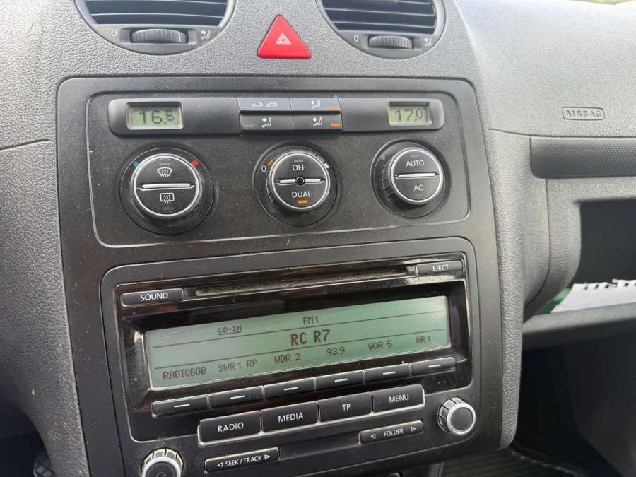 Pelēks Volkswagen Caddy 2010 Utena, ar dzinēja tilpumu 1.90 L un nobraukumu 515 tūkst. km par 4300 €, foto 12 vietnē AUTOMOTO.COM.LV