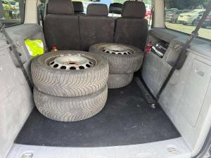 Pelēks Volkswagen Caddy 2010 Utena, ar dzinēja tilpumu 1.90 L un nobraukumu 515 tūkst. km par 4300 €, foto 15 vietnē AUTOMOTO.COM.LV