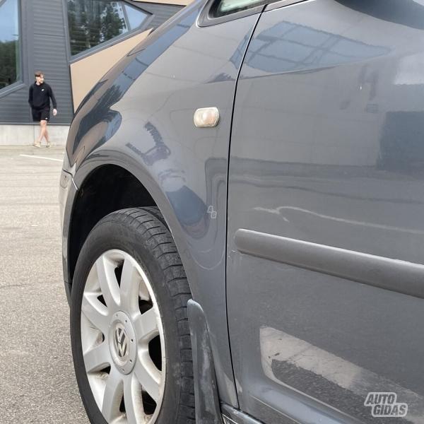 Pelēks Volkswagen Caddy 2010 Šauļi, ar dzinēja tilpumu 1.90 L un nobraukumu 400 tūkst. km par 3899 €, foto 10 vietnē AUTOMOTO.COM.LV
