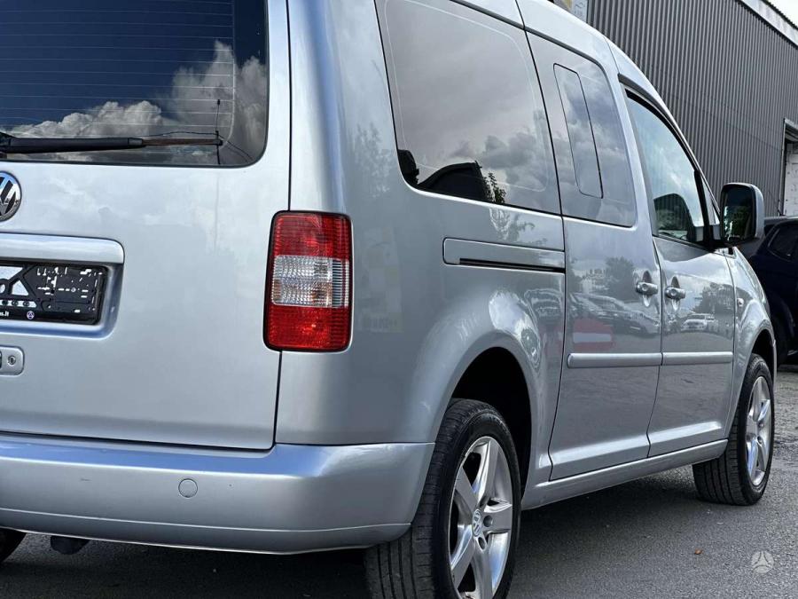 Pelēks Volkswagen Caddy 2010 Šauļi, ar dzinēja tilpumu 1.90 L un nobraukumu 297 tūkst. km par 4850 €, foto 16 vietnē AUTOMOTO.COM.LV