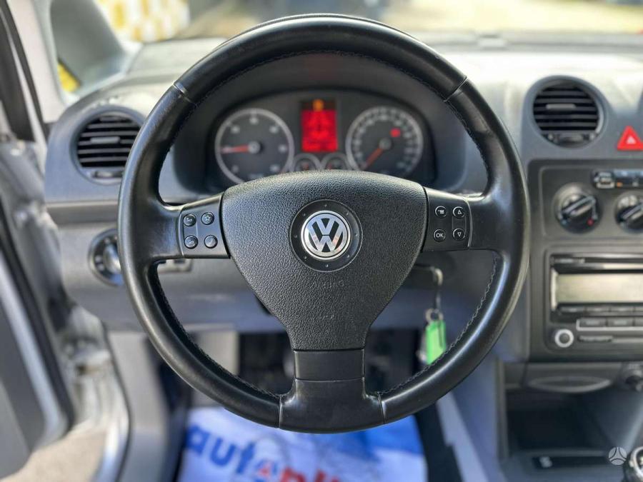 Pelēks Volkswagen Caddy 2010 Šauļi, ar dzinēja tilpumu 1.90 L un nobraukumu 297 tūkst. km par 4850 €, foto 25 vietnē AUTOMOTO.COM.LV