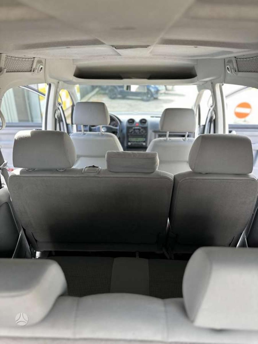 Pelēks Volkswagen Caddy 2010 Šauļi, ar dzinēja tilpumu 1.90 L un nobraukumu 297 tūkst. km par 4850 €, foto 36 vietnē AUTOMOTO.COM.LV