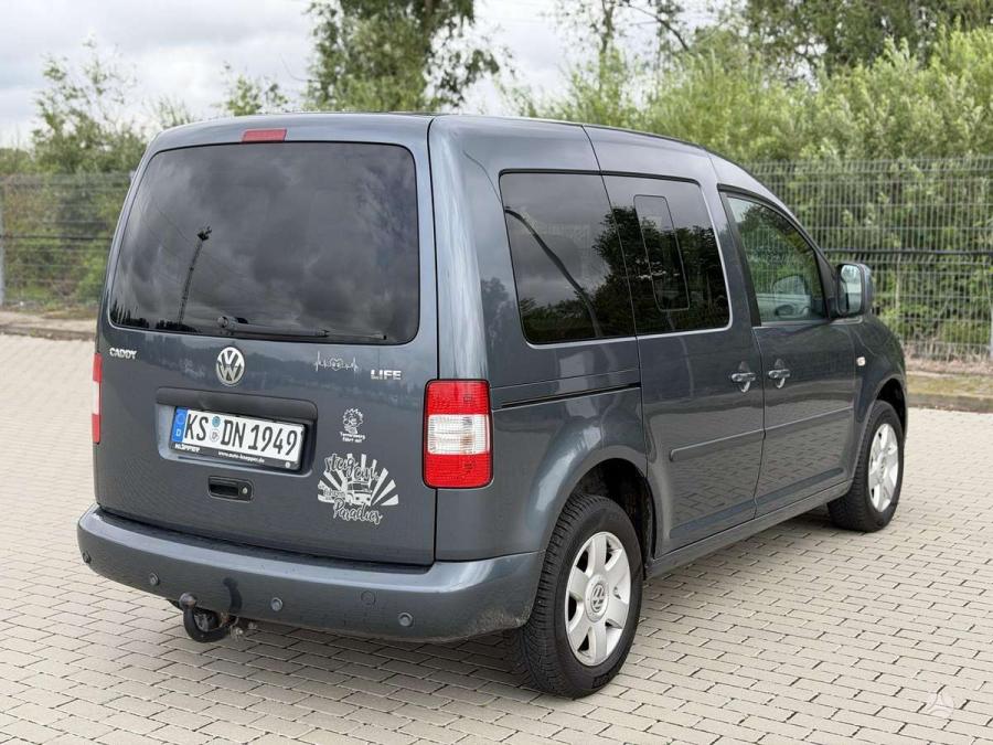 Grey Volkswagen Caddy 2010 in Marijampole, with an engine capacity of 1.40 L and mileage of 264 thousand km for 3350 €, photo 7 on AUTOMOTO.COM.LV