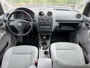 Grey Volkswagen Caddy 2010 in Marijampole, with an engine capacity of 1.40 L and mileage of 264 thousand km for 3350 €, photo 14 on AUTOMOTO.COM.LV