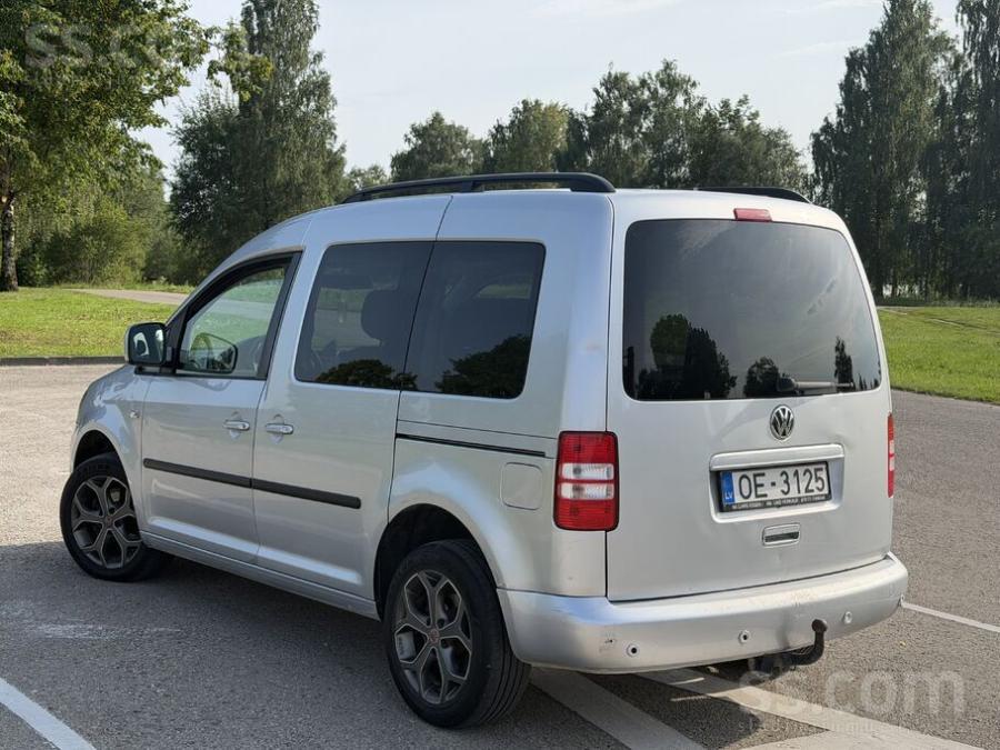 Pelēks Volkswagen Caddy 2010 Aizkraukle, ar dzinēja tilpumu 1.60 L un nobraukumu 402 tūkst. km par 4670 €, foto 3 vietnē AUTOMOTO.COM.LV