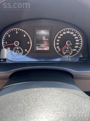Grey Volkswagen Caddy 2010 in Aizkraukle, with an engine capacity of 1.60 L and mileage of 400 thousand km for 4670 €, photo 10 on AUTOMOTO.COM.LV