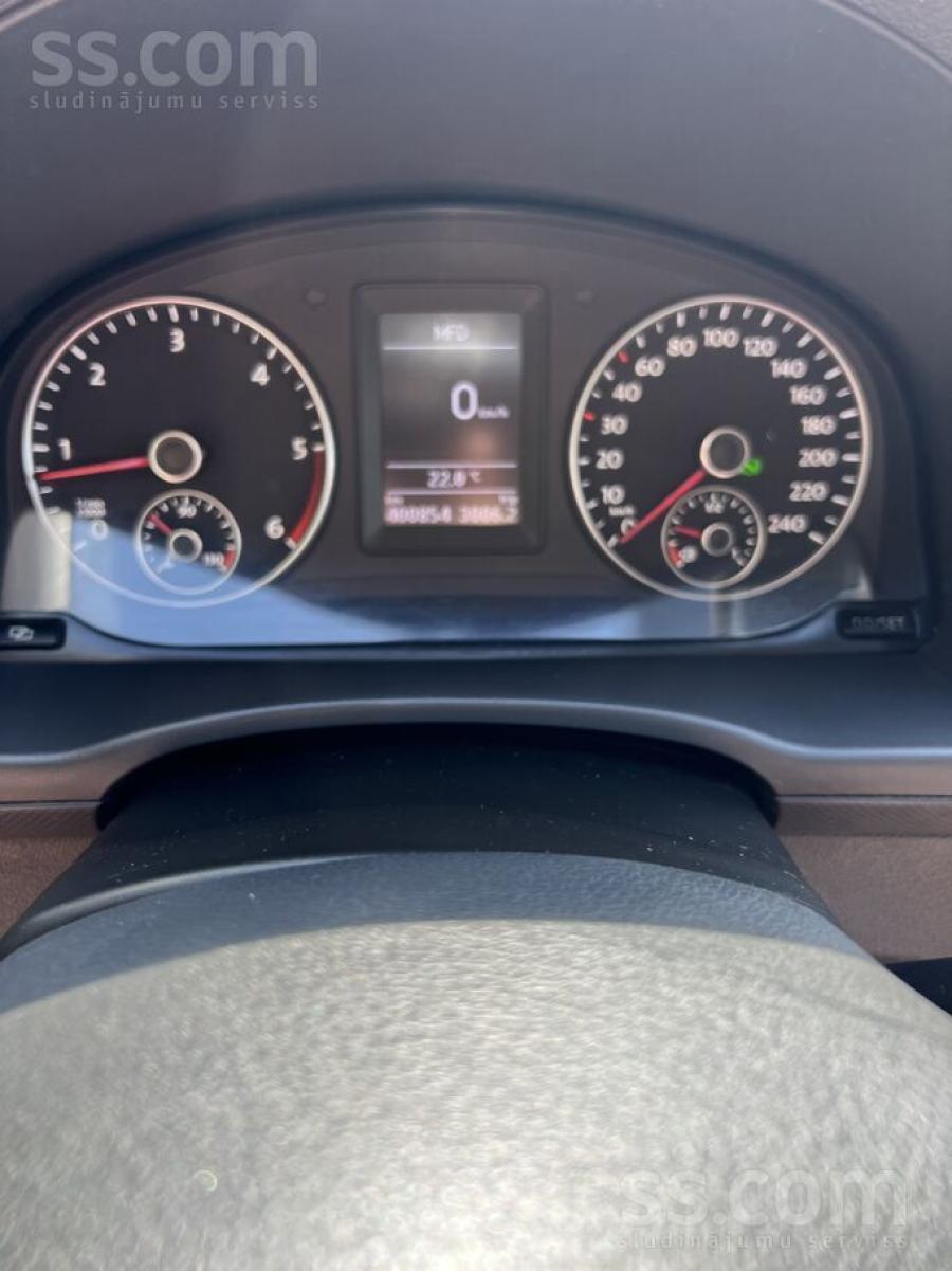 Grey Volkswagen Caddy 2010 in Aizkraukle, with an engine capacity of 1.60 L and mileage of 400 thousand km for 4670 €, photo 10 on AUTOMOTO.COM.LV