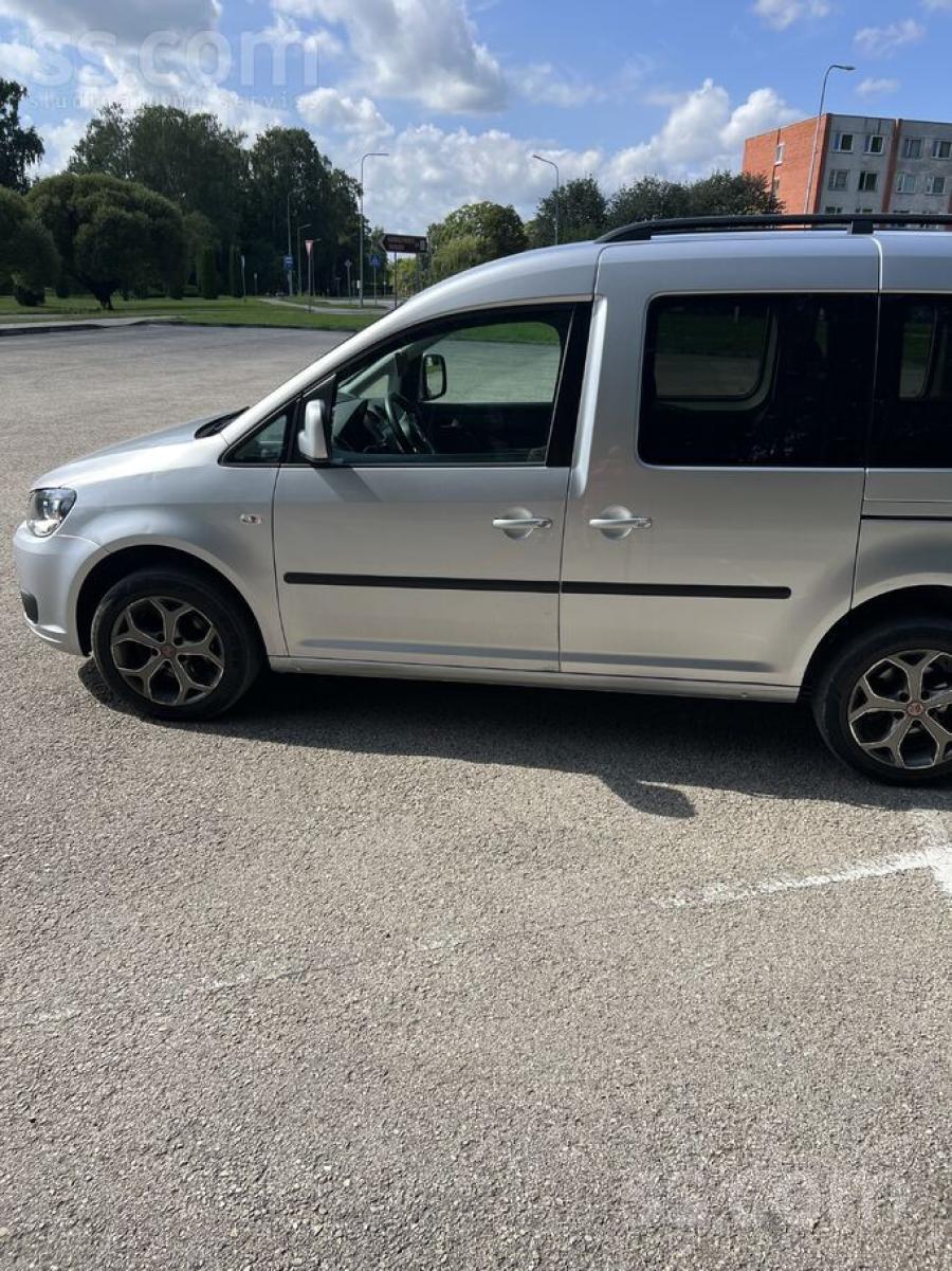 Pelēks Volkswagen Caddy 2010 Aizkraukle, ar dzinēja tilpumu 1.60 L un nobraukumu 400 tūkst. km par 4670 €, foto 5 vietnē AUTOMOTO.COM.LV