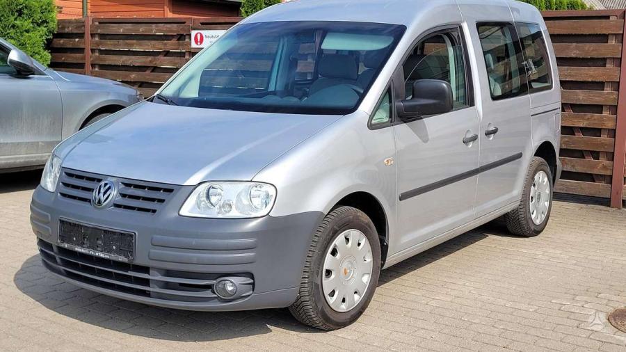 Pelēks Volkswagen Caddy 2010 Kretinga, ar dzinēja tilpumu 1.90 L un nobraukumu 209 tūkst. km par 4999 €, foto 1 vietnē AUTOMOTO.COM.LV