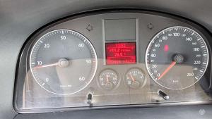 Pelēks Volkswagen Caddy 2010 Kretinga, ar dzinēja tilpumu 1.90 L un nobraukumu 209 tūkst. km par 4999 €, foto 16 vietnē AUTOMOTO.COM.LV
