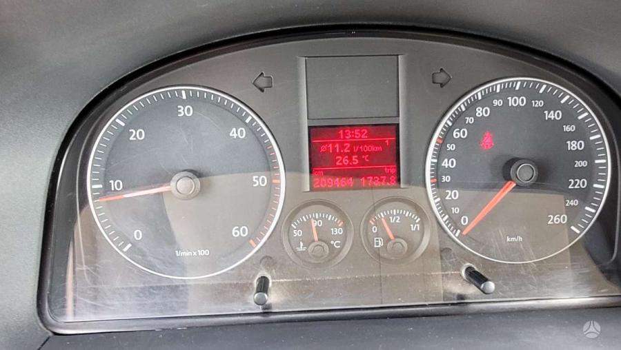 Pelēks Volkswagen Caddy 2010 Kretinga, ar dzinēja tilpumu 1.90 L un nobraukumu 209 tūkst. km par 4999 €, foto 16 vietnē AUTOMOTO.COM.LV