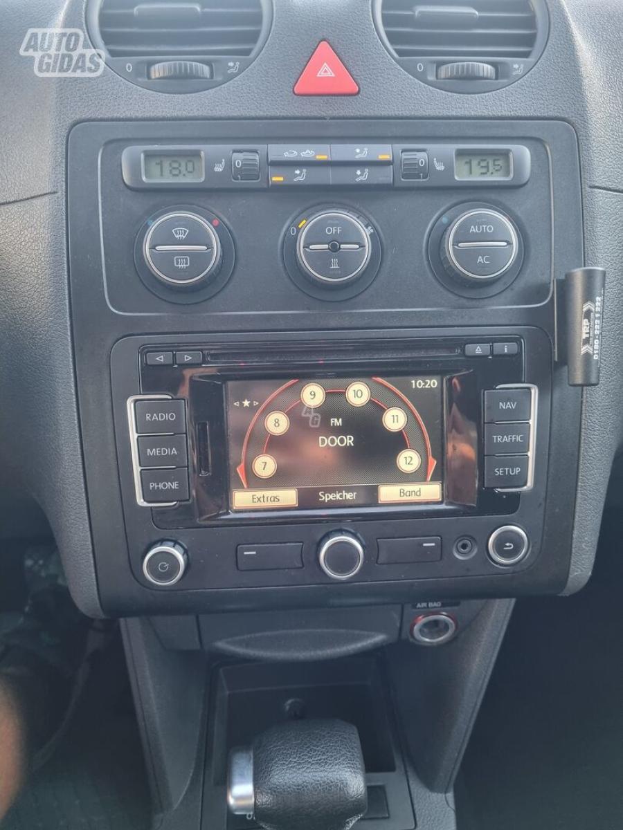 Pelēks Volkswagen Caddy 2010 Marijampole, ar dzinēja tilpumu 1.90 L un nobraukumu 243 tūkst. km par 4850 €, foto 13 vietnē AUTOMOTO.COM.LV