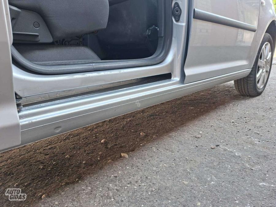 Pelēks Volkswagen Caddy 2010 Klaipėda, ar dzinēja tilpumu 1.60 L un nobraukumu 320 tūkst. km par 4999 €, foto 12 vietnē AUTOMOTO.COM.LV