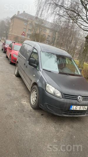 Pelēks Volkswagen Caddy 2011 Rīga, ar dzinēja tilpumu 1.60 L un nobraukumu 595 tūkst. km par 4950 €, foto 2 vietnē AUTOMOTO.COM.LV