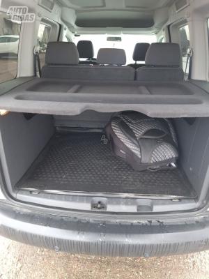 Grey Volkswagen Caddy 2011 in Vilnius, with an engine capacity of 1.60 L and mileage of 248 thousand km for 6150 €, photo 12 on AUTOMOTO.COM.LV