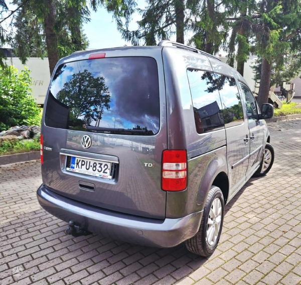 Pelēks Volkswagen Caddy 2011 Radviliškis, ar dzinēja tilpumu 1.60 L un nobraukumu 263 tūkst. km par 6950 €, foto 10 vietnē AUTOMOTO.COM.LV