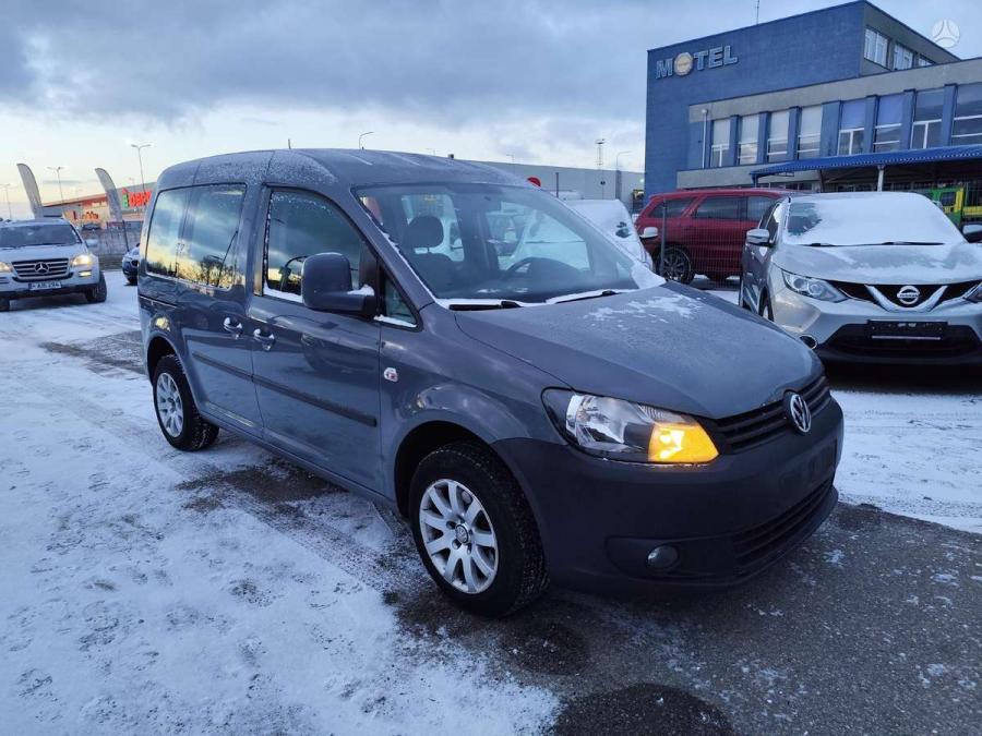 Pelēks Volkswagen Caddy 2011 Kauņa, ar dzinēja tilpumu 1.60 L un nobraukumu 270 tūkst. km par 4700 €, foto 15 vietnē AUTOMOTO.COM.LV