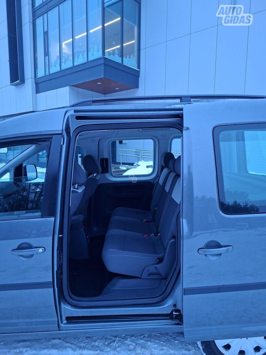 Grey Volkswagen Caddy 2011 in Vilnius, with an engine capacity of 1.60 L and mileage of 270 thousand km for 5650 €, photo 12 on AUTOMOTO.COM.LV